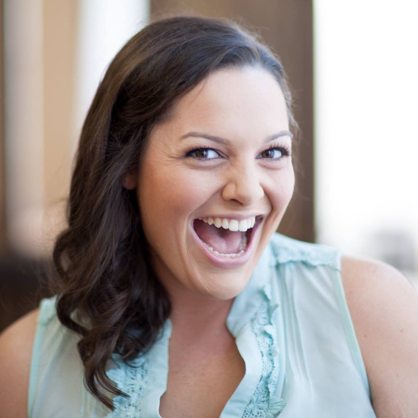 May Volunteer of Month: Allie - National Runaway Safeline